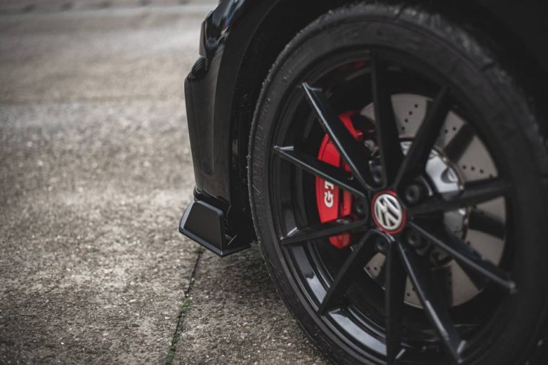 RACING DURABILITY FRONT SPLITTER VW GOLF 7 GTI TCR – Performance Garage